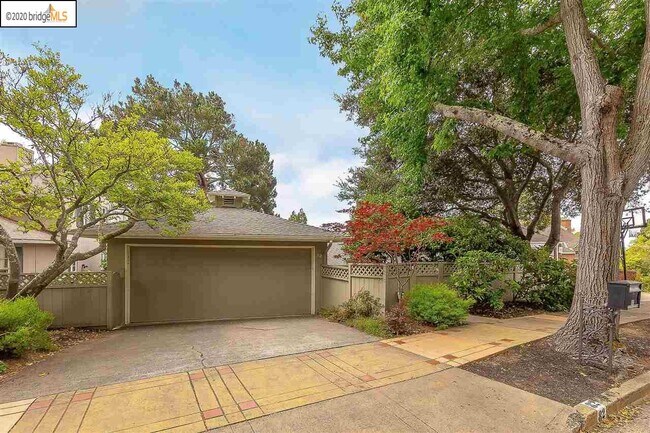 82 Inverleith Terrace - 82 Inverleith Terrace Piedmont CA 94611 ...