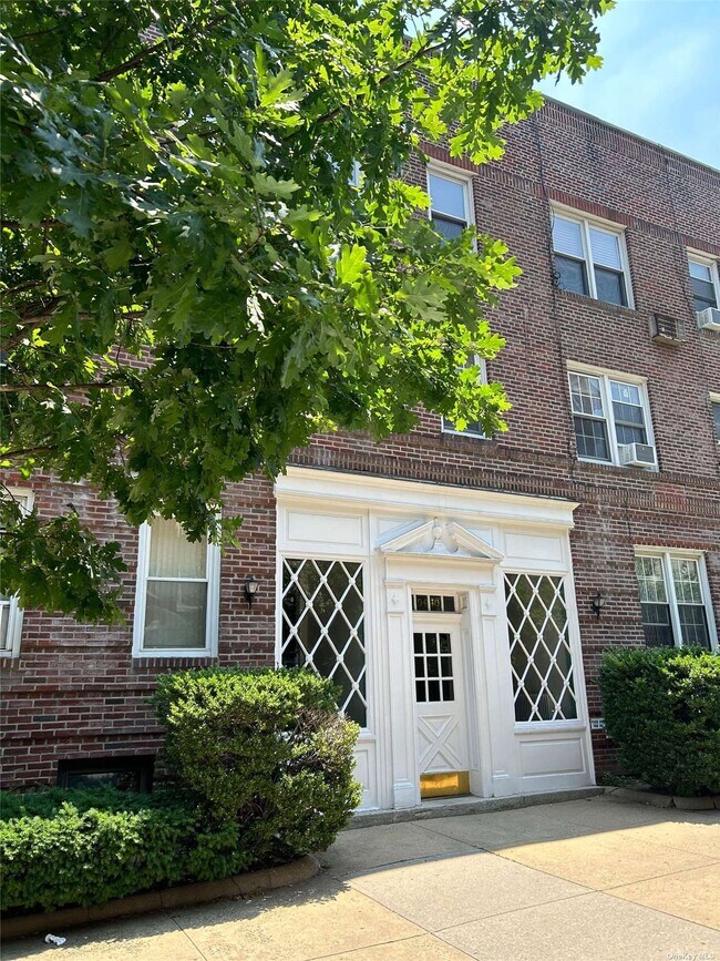 94-10 64th Rd - 94-10 64th Rd Queens NY 11374 | Apartment Finder