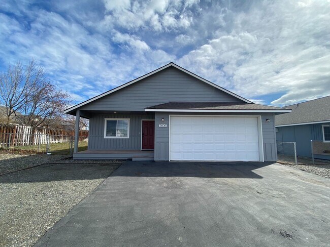 A great home to rent! - Now offering the f... - 2606 N Ellington St ...