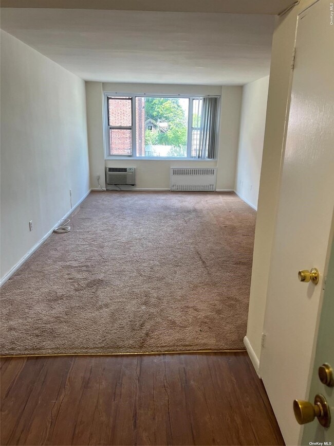 190 W Merrick Rd - 190 W Merrick Rd Freeport NY 11520 | Apartment Finder