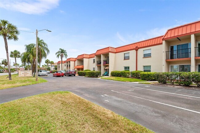 10365 Paradise Blvd - 10365 Paradise Blvd Treasure Island FL 33706 ...