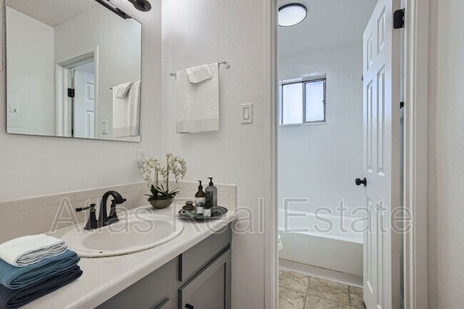 4510 W St Clair Pl - 4510 W St Clair Pl Denver CO 80212 | Apartment Finder