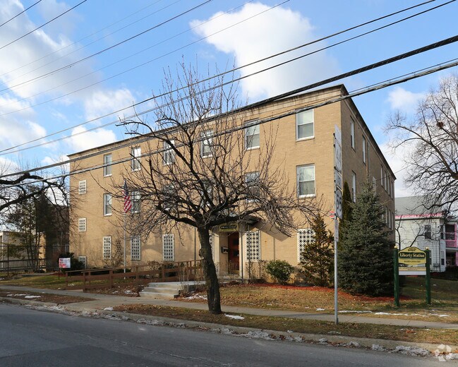 38 N Clinton St - 38 N Clinton St Poughkeepsie NY 12601 | Apartment Finder