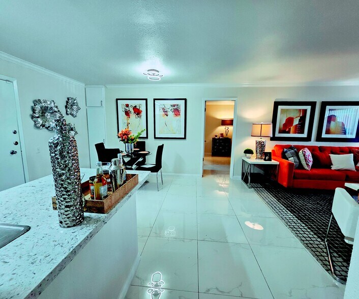 Star Voss Apartments - 2424 S Voss Rd Houston TX 77057 | Apartment Finder