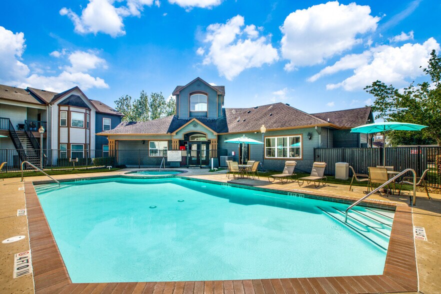 Breakwater Bay - 4375 N Major Dr Beaumont TX 77713 | Apartment Finder Breakwater Bay - 4375 N Major Dr Beaumont TX 77713 | Apartment Finder
