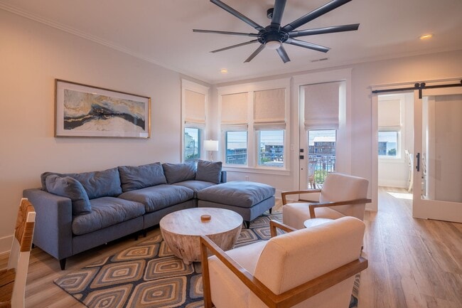 OFF-SEASON FURNISHED BEACH HOUSE AVAILABLE STARTING FALL OF '26 - 1115 ...