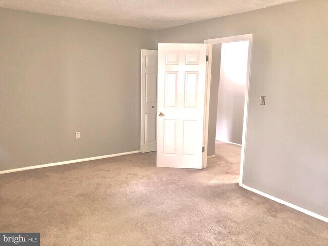 1809 Snow Meadow Ln - 1809 Snow Meadow Ln Baltimore MD 21209 ...