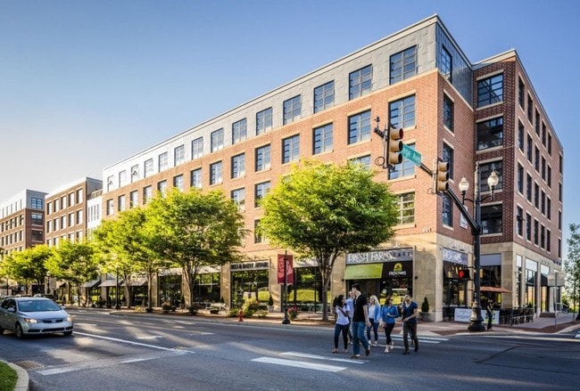 Campus Crossings at College Row - 701 Harrisburg Ave Lancaster PA 17603 ...