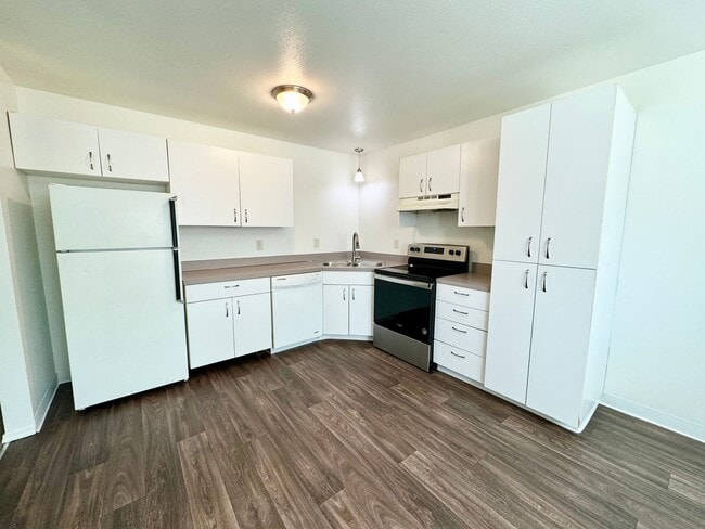Susan Lane 4-plex - 6898 W Susan Ln Boise ID 83704 | Apartment Finder