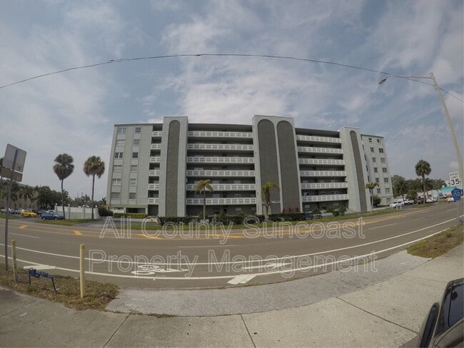 7321 Central Ave - 7321 Central Ave Saint Petersburg FL 33710 ...