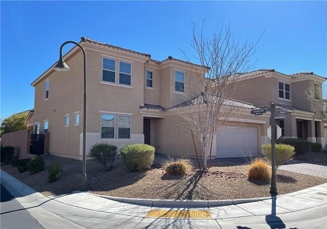 BEAUTIFUL 5 BEDROOM HOME IN RHODES RANCH GOLF COURSE GUARD GATED ...