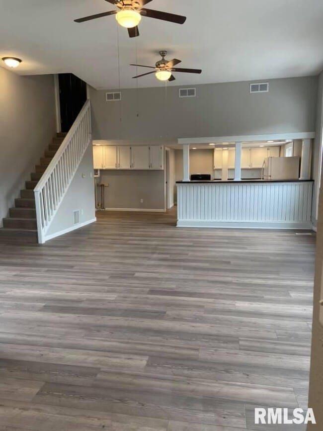 201 E Main St - 201 E Main St Rochester IL 62563 | Apartment Finder