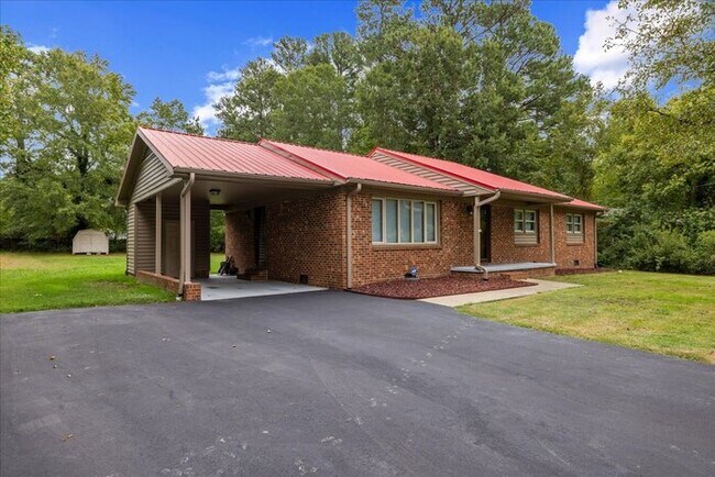 Ranch Style Home For Rent In Durham! - 111 Brenrose Cir Durham NC 27705 ...