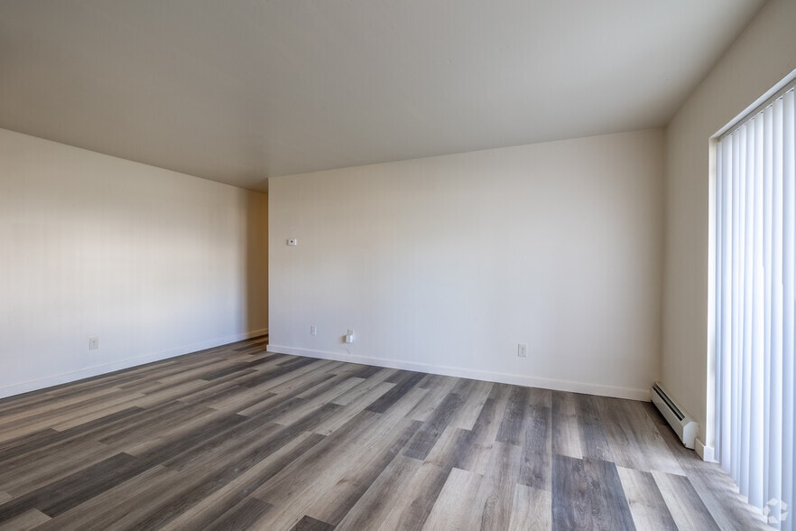 Savory Village Apartments LLC - 3901 Hammerberg Rd Flint MI 48507 ...