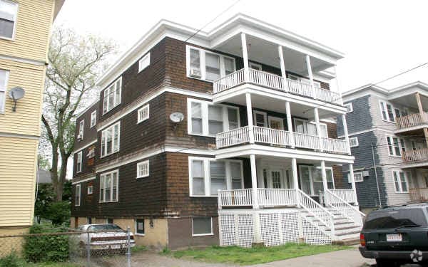 28 Fawndale Rd - 28 Fawndale Rd Roslindale MA 02131 | Apartment Finder