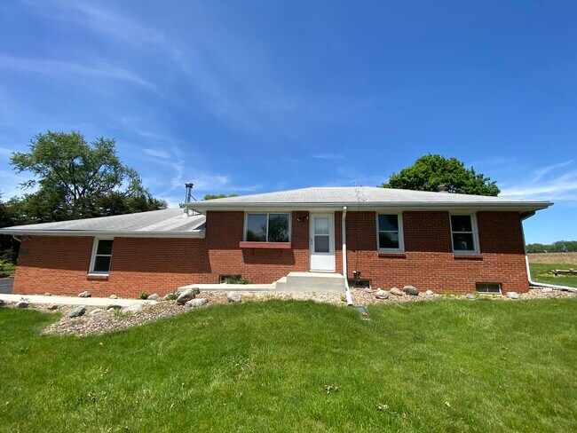 3104 Harvest Hill Ave - 3104 Harvest Hill Ave Bloomington IL 61705 | Apartment Finder