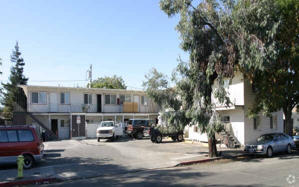 3730 Rolison Rd - 3730 Rolison Rd Redwood City CA 94063 | Apartment Finder