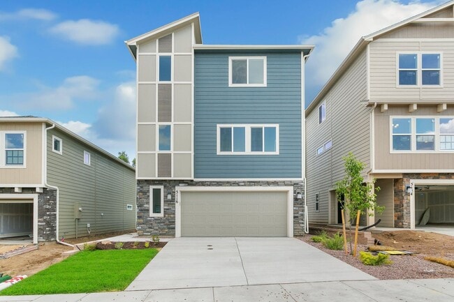 MODEL HOME - NEW BUILD THREE STORY WITH BO... - 5116 Painted Sky View ...