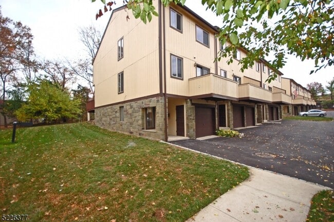 56 Chelsea Way - 56 Chelsea Way Bridgewater NJ 08807 | Apartment Finder
