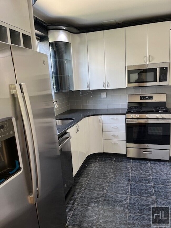 EAST 34 STREET - 2115 E 34th St Brooklyn NY 11234 | Apartment Finder