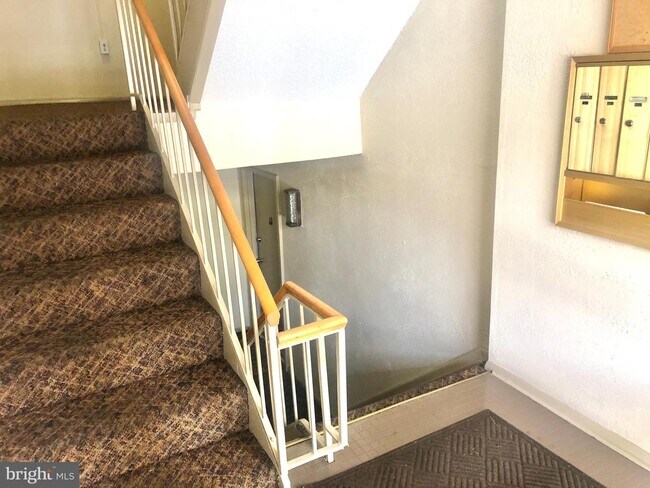 9 Suntop Ct - 9 Suntop Ct Baltimore MD 21209 | Apartment Finder