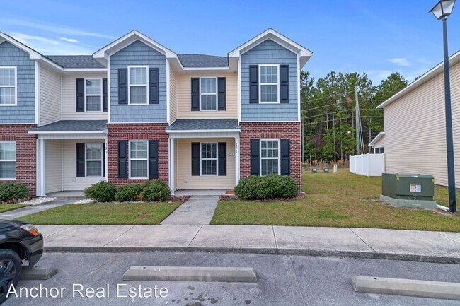 2 br, 2.5 bath House - 131 Glen Cannon Drive - 131 Glen Cannon Drive ...