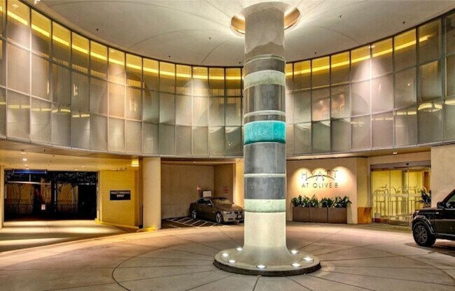 the Hyatt at Olive 8 condominiums - South ... - 737 Olive Way Seattle ...