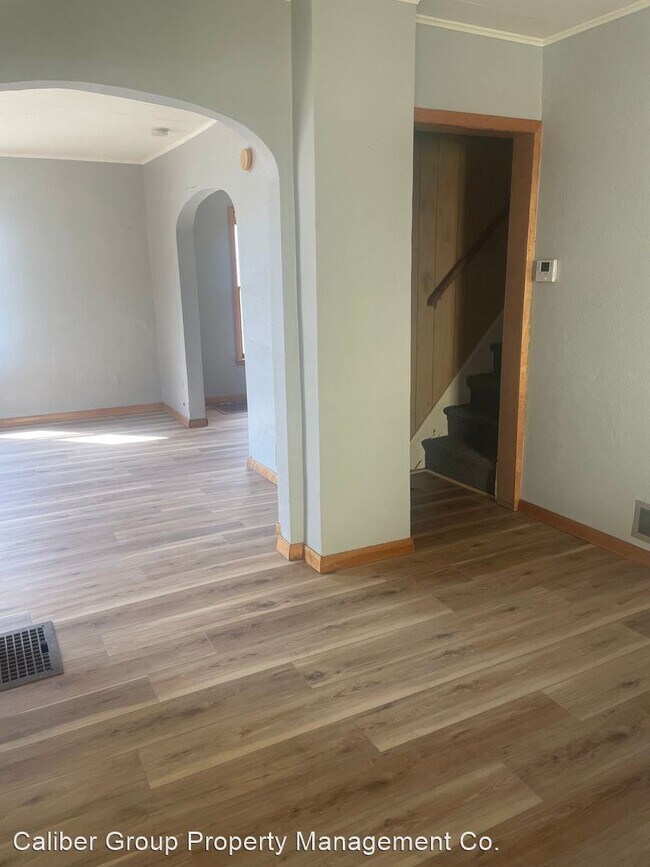 3 br, 1 bath House - 310 Conger St - 310 Conger St Waterloo IA 50703 ...