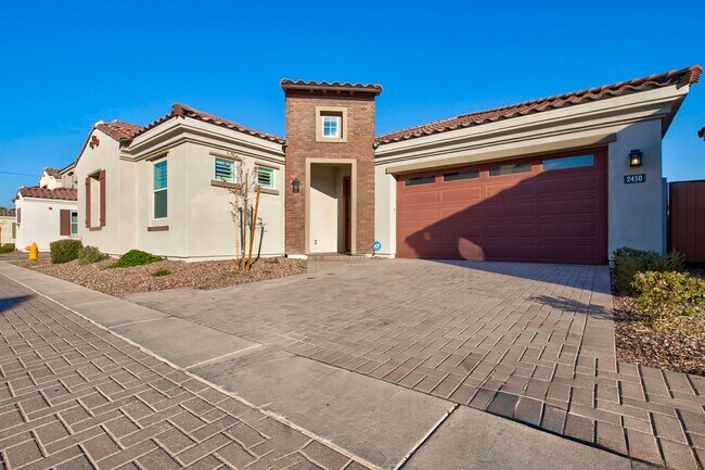 Gorgeous Newer home in Cadiz in Gilbert!!!... - 2450 E Lark St Gilbert ...