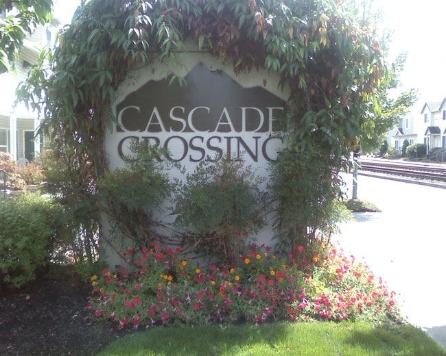 Cascade Crossing - 10535 E Burnside St Portland OR 97216 | Apartment Finder