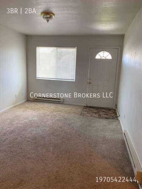 Clean Ranch Style Duplex with Attached Garage - 715-717 Daniels St ...