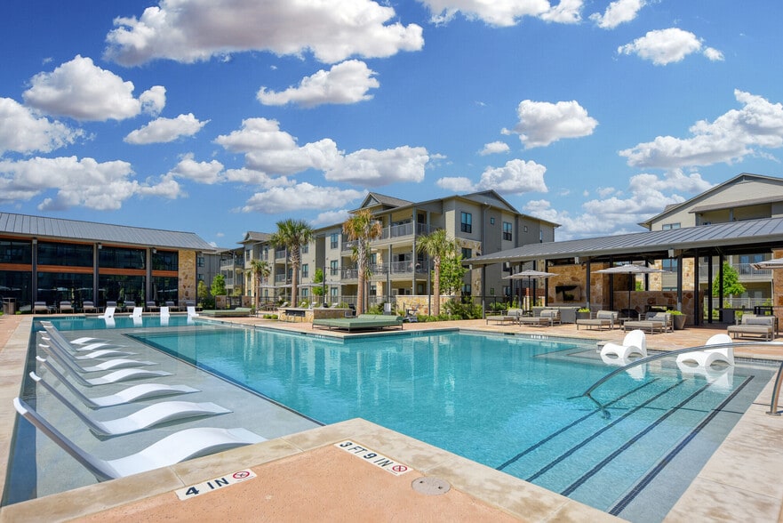 Tacara Gruene - 2025 Hunter Rd New Braunfels TX 78132 | Apartment Finder
