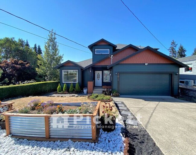 3 Bedroom Beauty in Manette! - 1611 Winfield Ave Bremerton WA 98310 ...