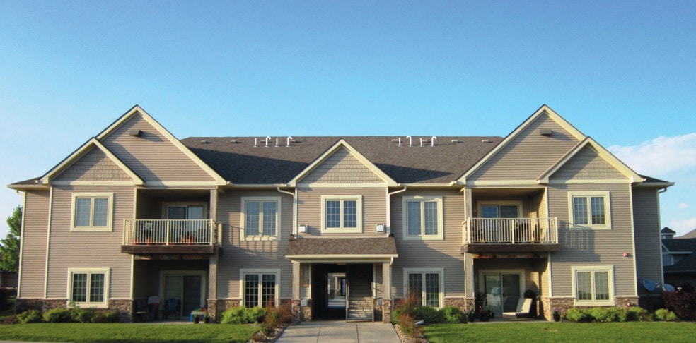 Brookside Condo - 6630 Cody Dr West Des Moines IA 50266 | Apartment Finder