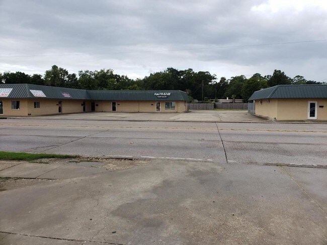 719 S. BURNSIDE AVE./UNIT C - 719 S Burnside Ave Gonzales LA 70737 ...