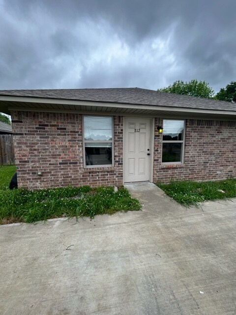 812 S Merrill St - 812 S Merrill St New Boston TX 75570 | Apartment Finder