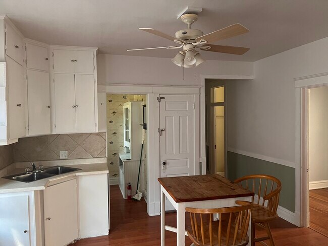 10558 S Vincennes Ave - 10558 S Vincennes Ave Chicago IL 60643 ...