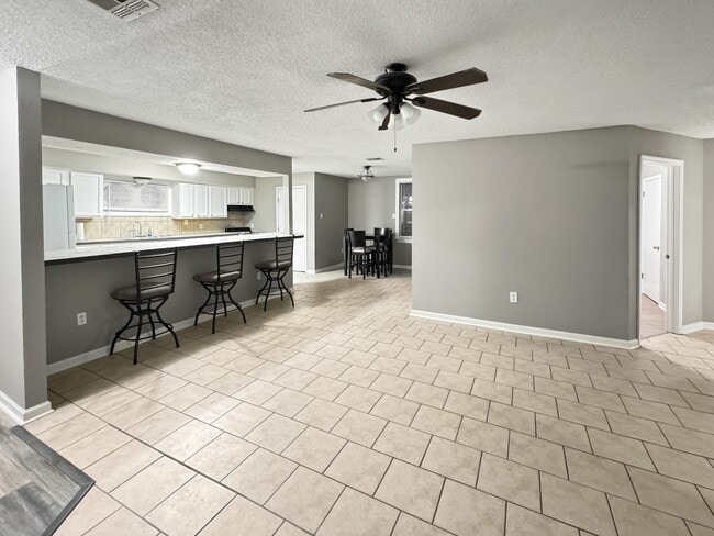 321 Robinson Ave - 321 Robinson Ave Marrero LA 70072 | Apartment Finder