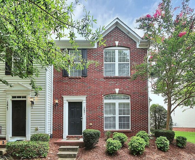2BD/2.5BA End Unit Townhome in Blakeney Greens! - 12851 Bullock ...