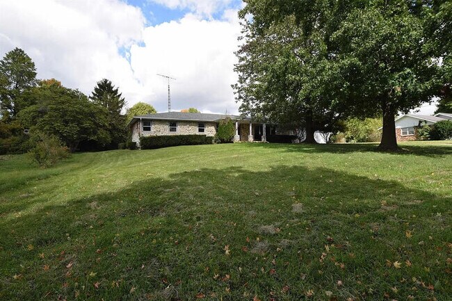 4304 E Maple Manor Pkwy - 4304 E Maple Manor Pkwy Muncie IN 47302 | Apartment Finder