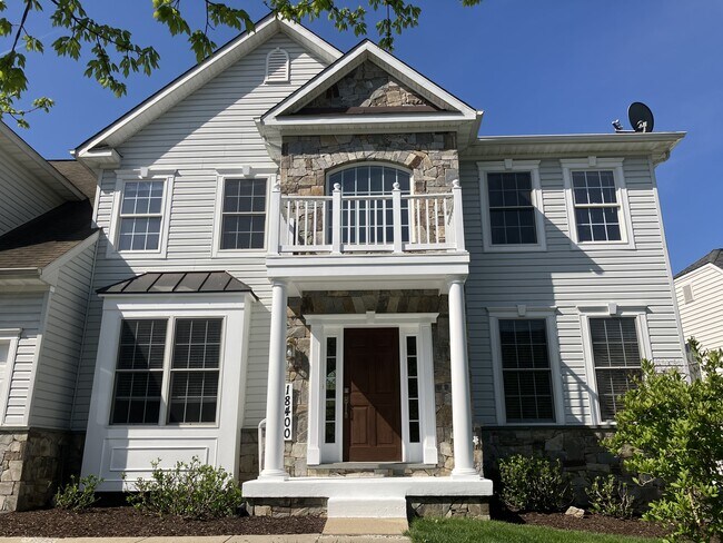 18400 Forest Crossing Ct - 18400 Forest Crossing Ct Olney MD 20832 ...