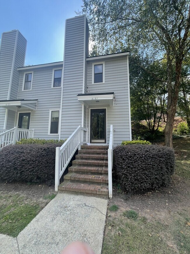 2 bd 2.5 ba end unit townhouse - 6137 Loch Laural Ln Raleigh NC 27613 | Apartment Finder