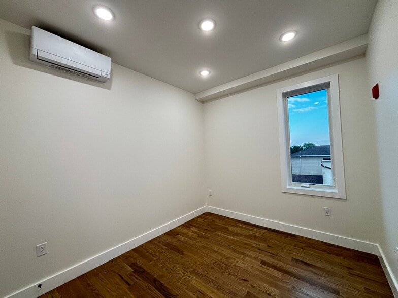 40 Lembeck Ave - 40 Lembeck Ave Jersey City NJ 07305 | Apartment Finder