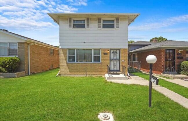 11724 S Throop St - 11724 S Throop St Chicago IL 60643 | Apartment Finder