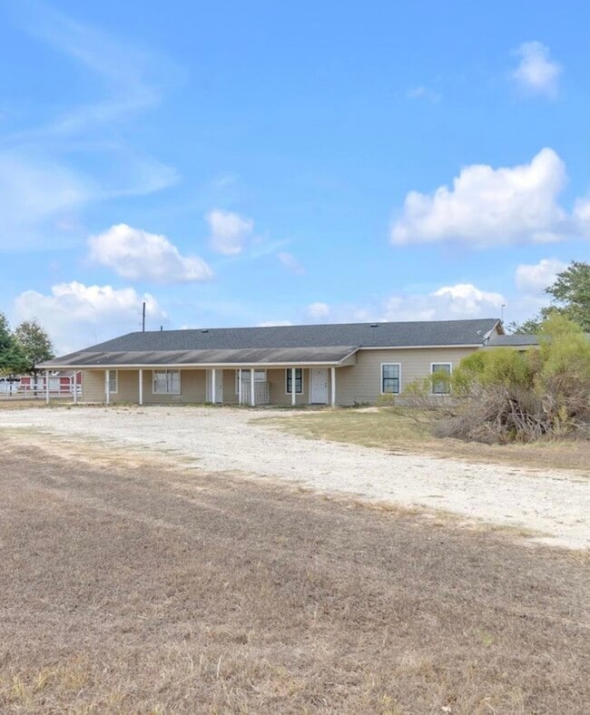9678 Interstate 10 Frontage Rd - 9678 Interstate 10 Frontage Rd Sealy ...