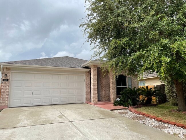 3/2/2 House in Dove Crossing / Community Pool, Park, & Playground ...