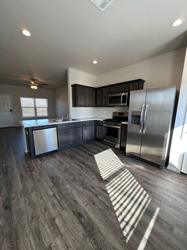 *Pre-leasing* Three Bedroom | Two Bath Home in Broken Arrow - 29532 E ...