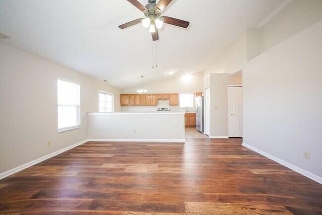 Fully Fenced Home Southside - 7356 Pipestone Dr Indianapolis IN 46217 ...