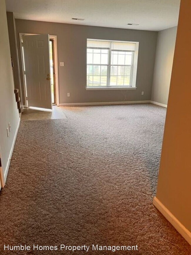 2 br, 1.5 bath House - 132 Pebble Court - 132 Pebble Ct Bowling Green ...