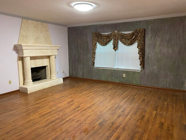 747 Houston Mill Rd NE - 747 Houston Mill Rd NE Atlanta GA 30329 ...